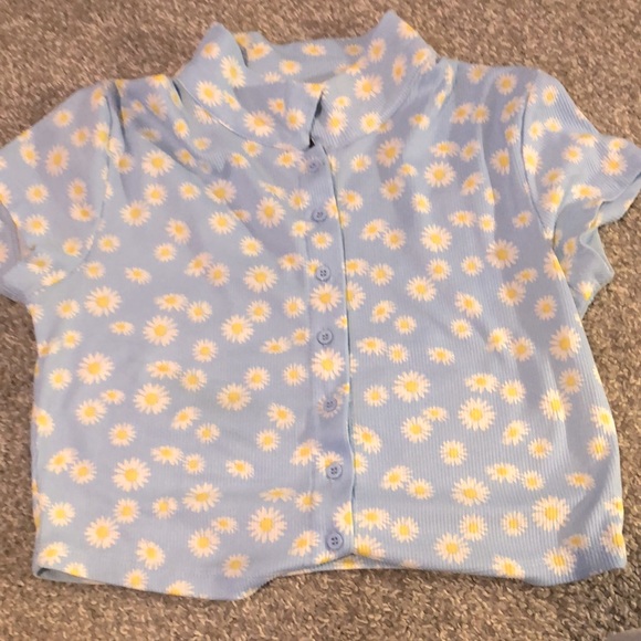 Tops | Blue Daisy Crop | Poshmark